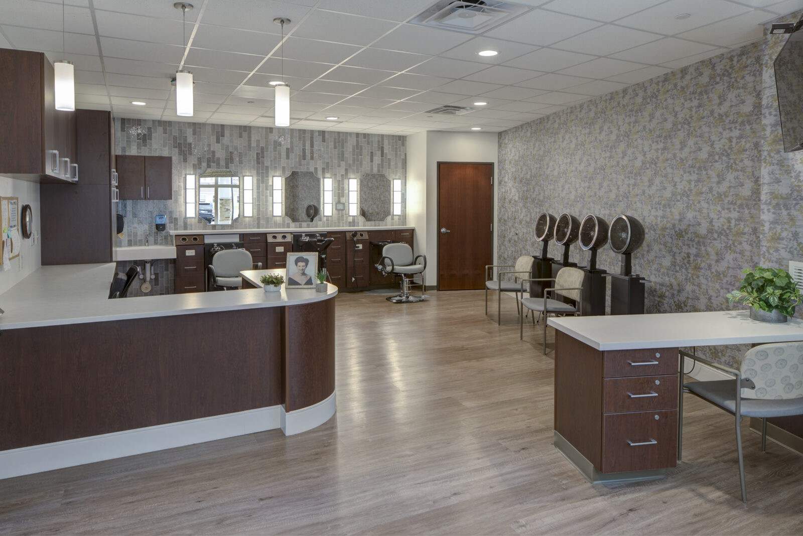 Salon | Lakeview Methodist Health Services